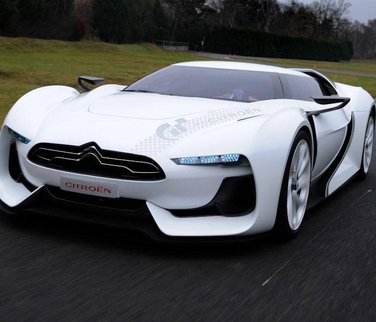 GT by Citroën | Concept car on the edge of the virtual world