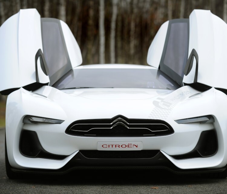 GT by Citroën | Concept car on the edge of the virtual world