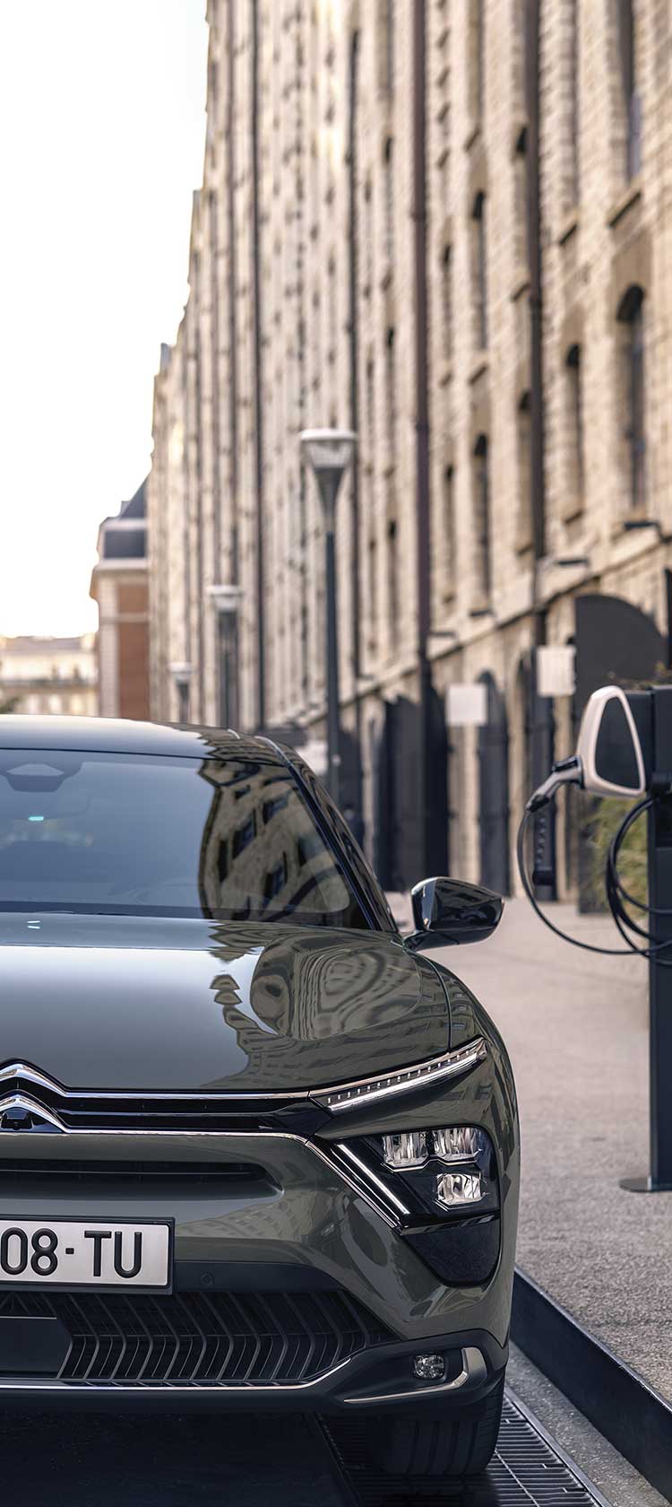Citroën Electric Vehicle Charging | Electric and plug-in hybrid cars